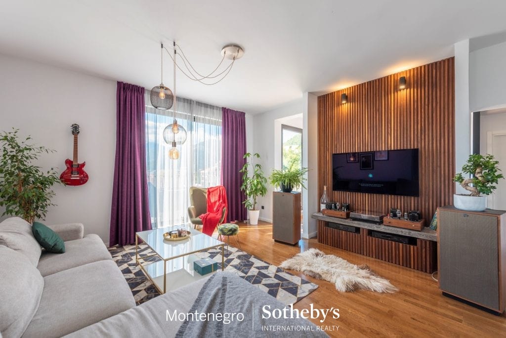 Donja Lastva 2-Bedroom Apartment with Cool Sea Views